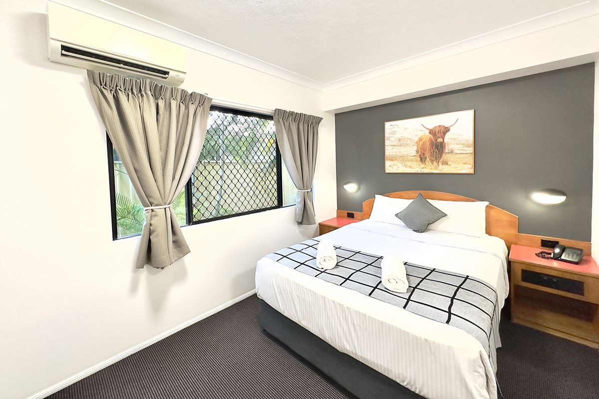 Deluxe Queen - Mackay Resort Motel